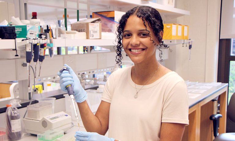 Maya Woolfolk Receives Gilliam Fellowship [Hoekstra Lab] - Harvard ...